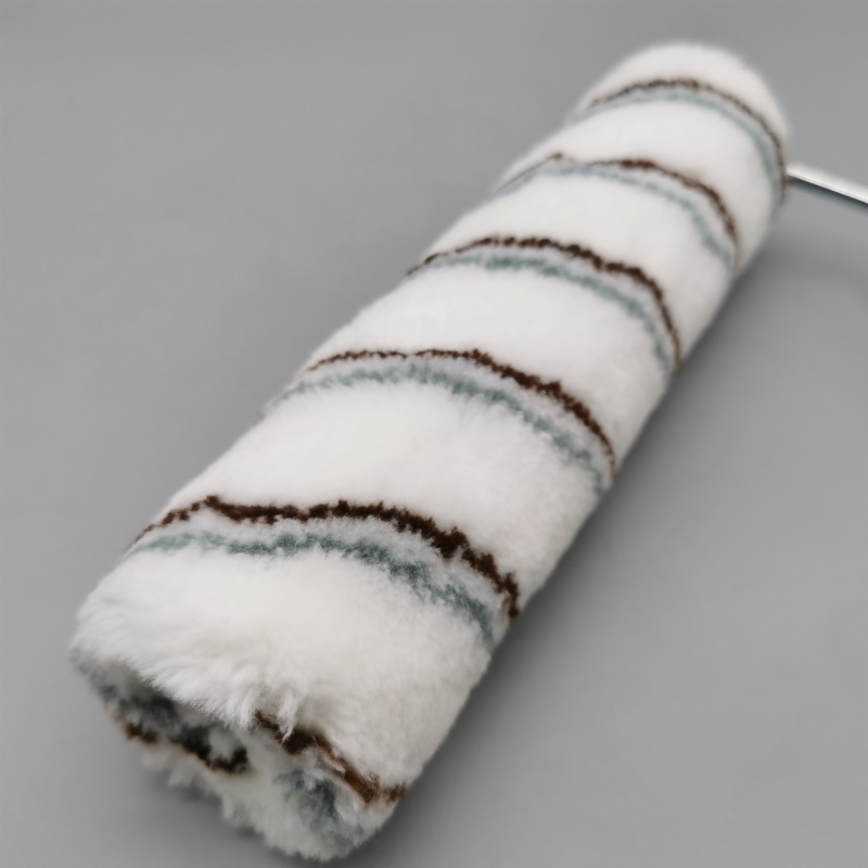 Microfiber roller